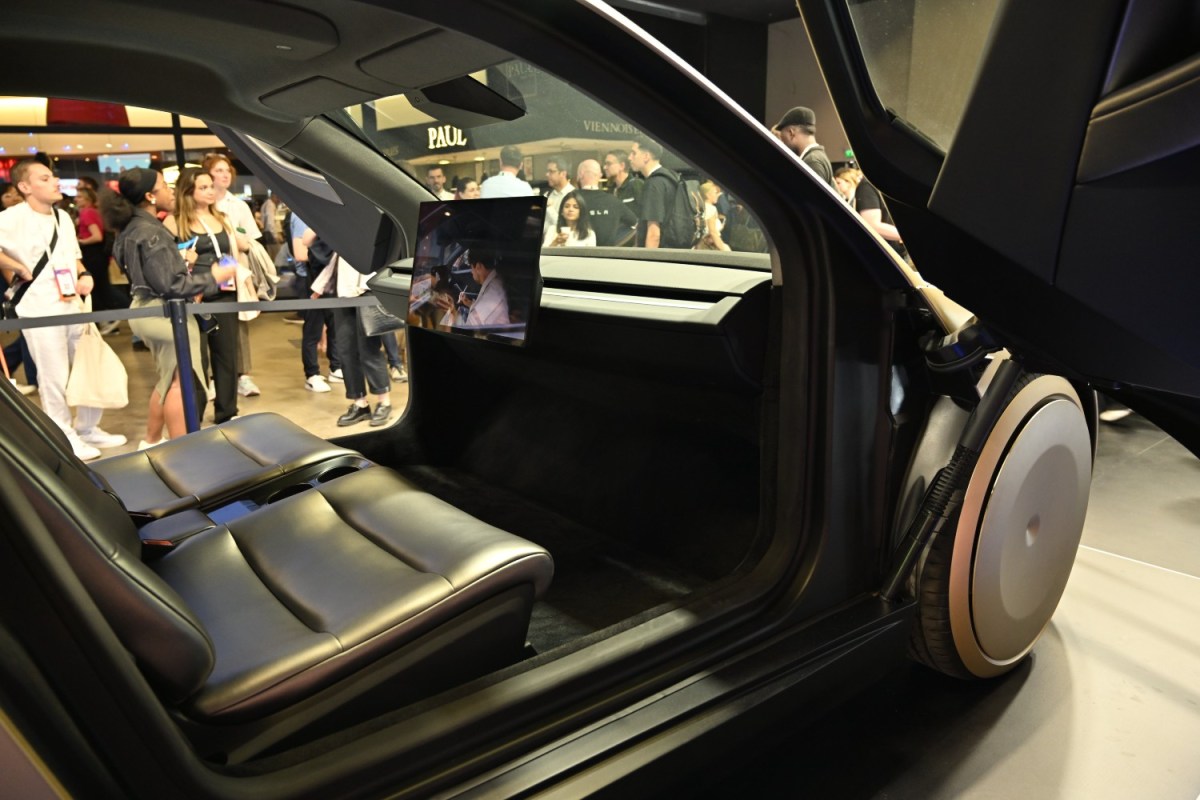 DOT Streamlines Autonomous Vehicle Approval Process - InsideHook