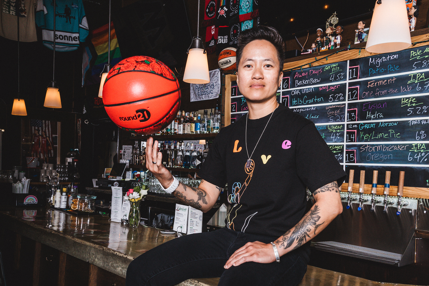 The Rise of Women’s Sports Bars in the United States - InsideHook