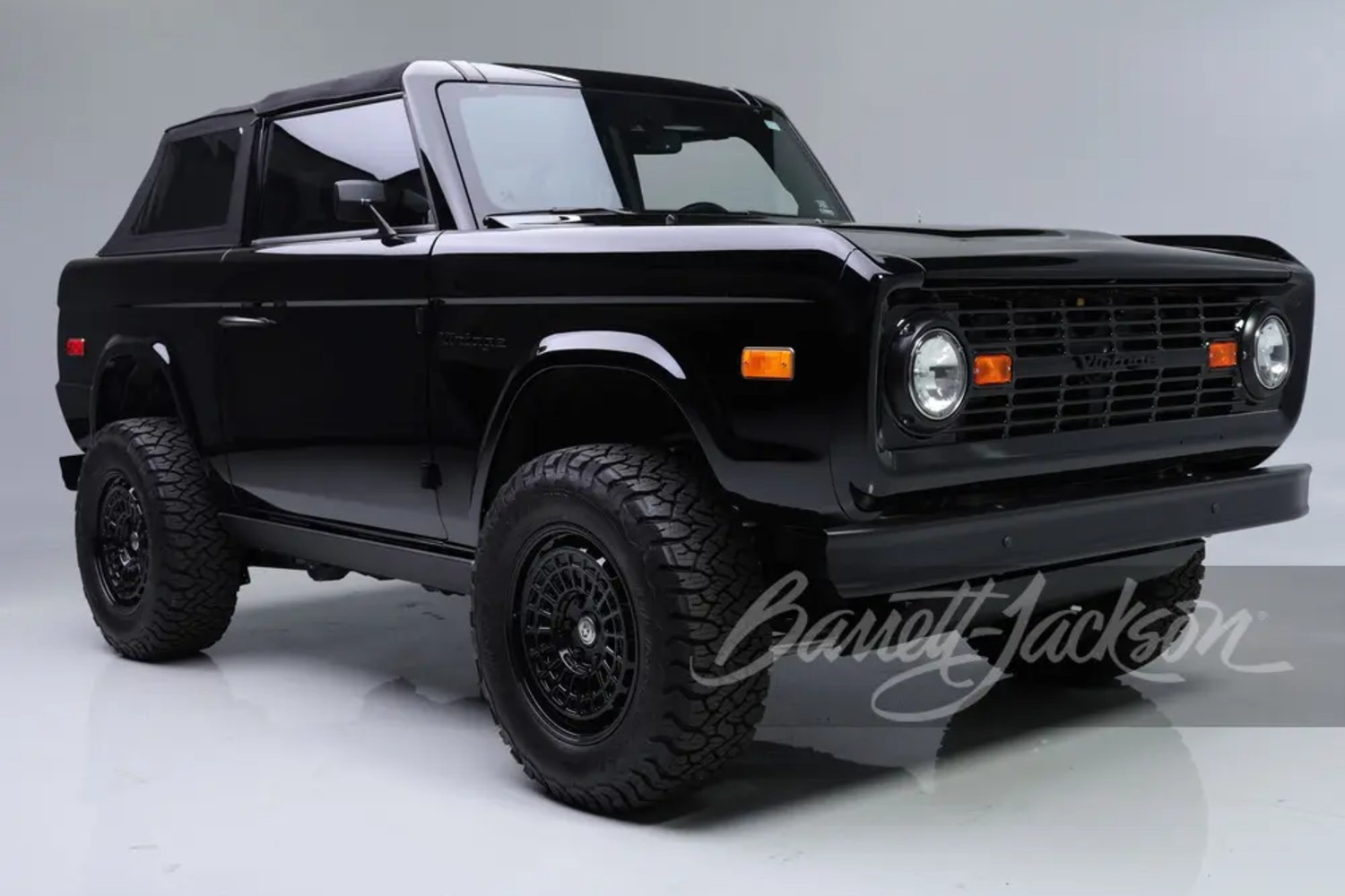 Kevin Hart's Ford Bronco Is Heading to Auction - InsideHook